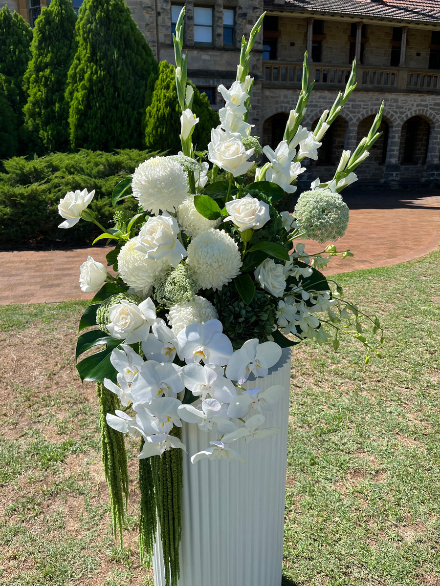 Plinth Flowers-Wedding /Party flower arrangements Perth – Vine & Bloom